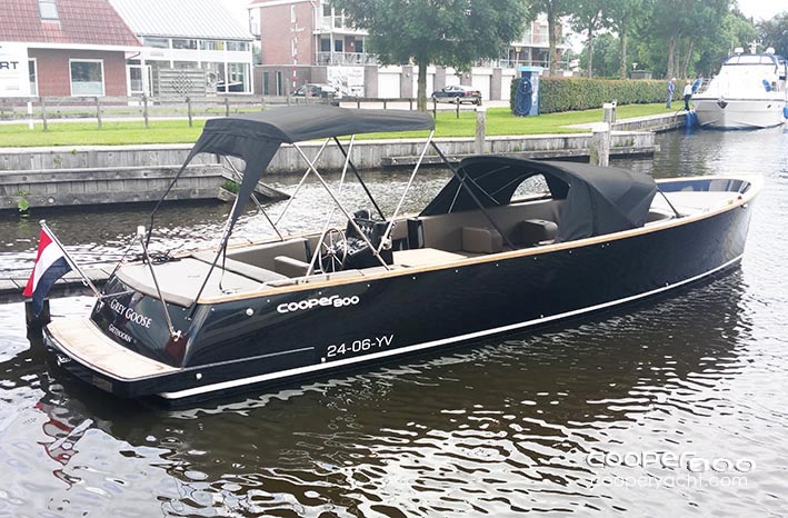 Stor og luksuriøs tenderbåd fra hollandske Cooper Yacht